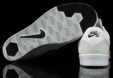 Nike Uses Multiple Soles For The P-Rod 9 - SneakerNews.com