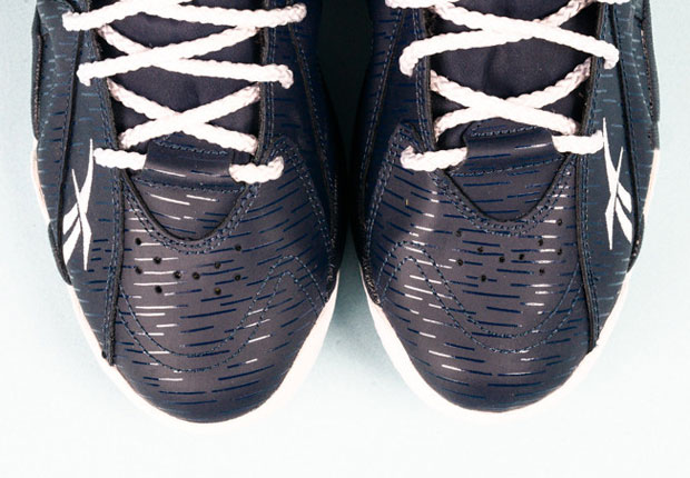 The Reebok Kamikaze II Revisits The Reign Man - SneakerNews.com