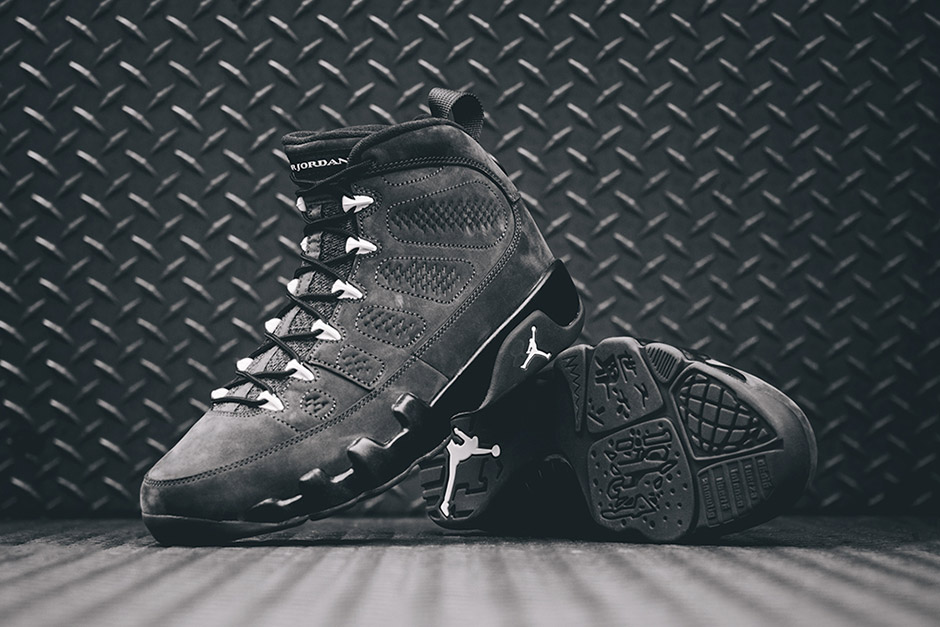 Whoever Spent Thousands On The Air Jordan 9 "Oregon" PE Are Going To ...