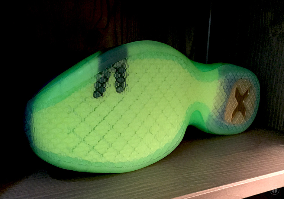 A Detailed Look At The Nike Kobe 10 "Deep Royal" - SneakerNews.com