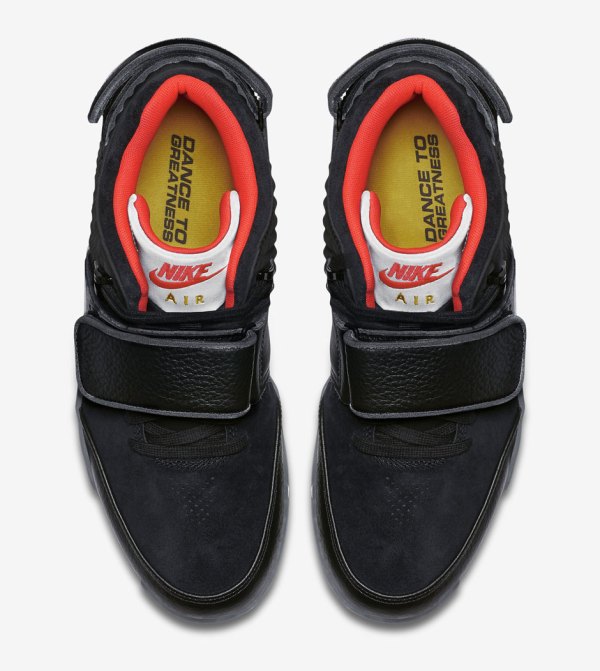 Nike Air Cruz 821955-001 | SneakerNews.com