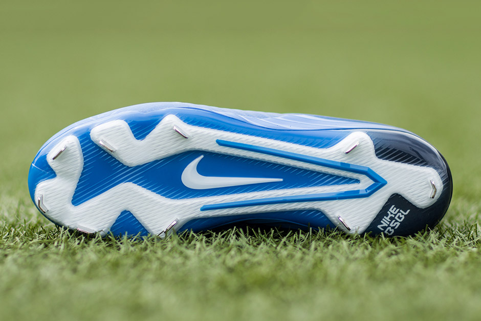 Nike Unveils New Signature Shoe For A Once In A Lifetime Athlete Mike ...