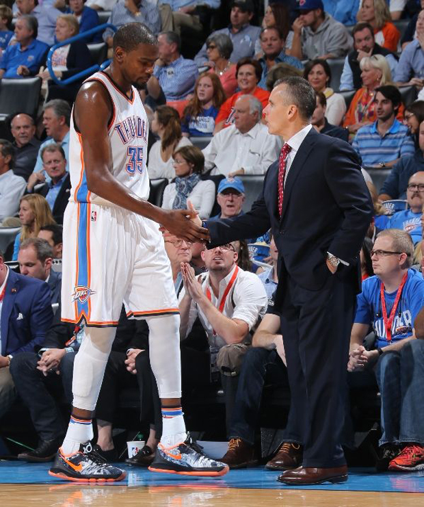 Kobe, KD Back To Their Old Ways In Season Openers - SneakerNews.com