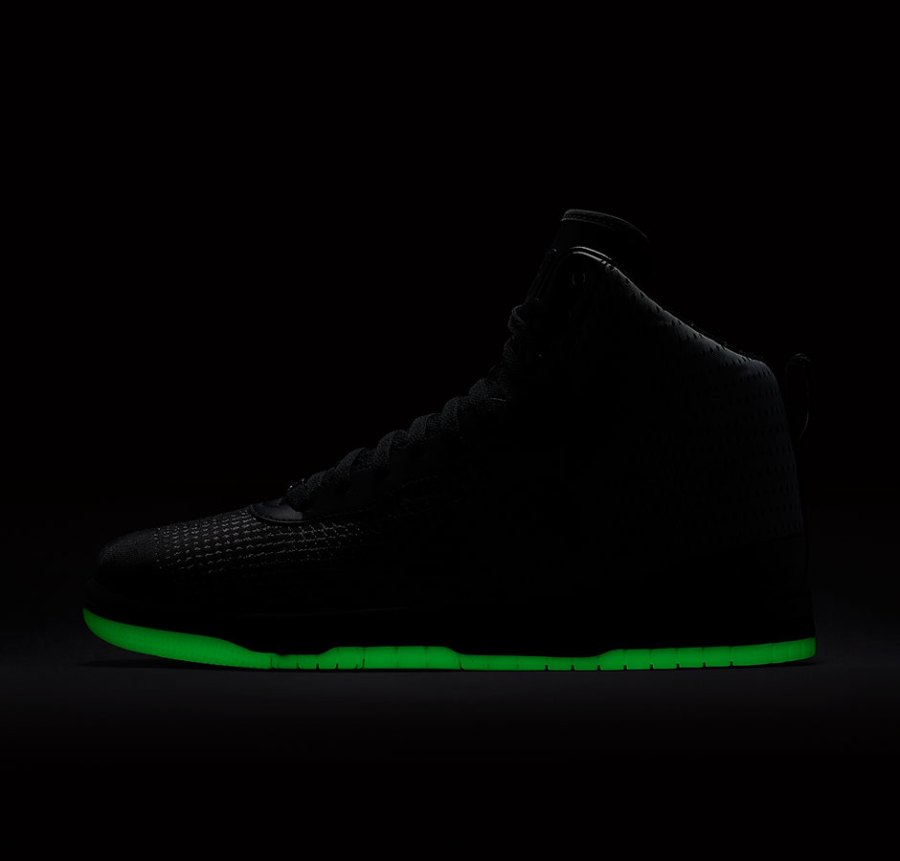 Nike KD 8 Lifestyle 749637-004 | SneakerNews.com