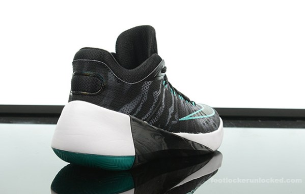 Paul George Has His Own Nike Hyperdunk 2015 Low - SneakerNews.com