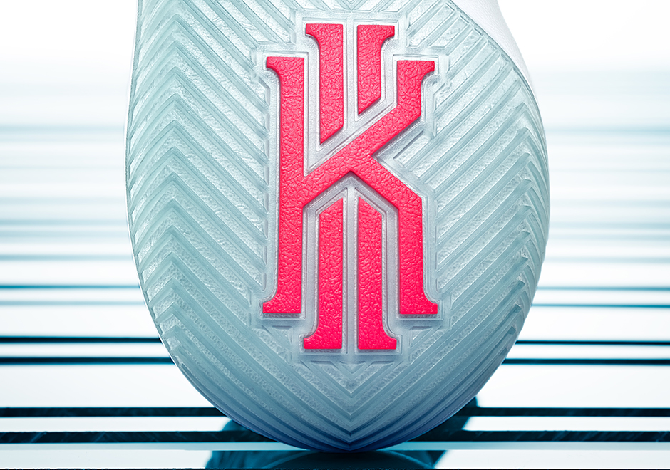 Nike Basketball Christmas 2015 | SneakerNews.com