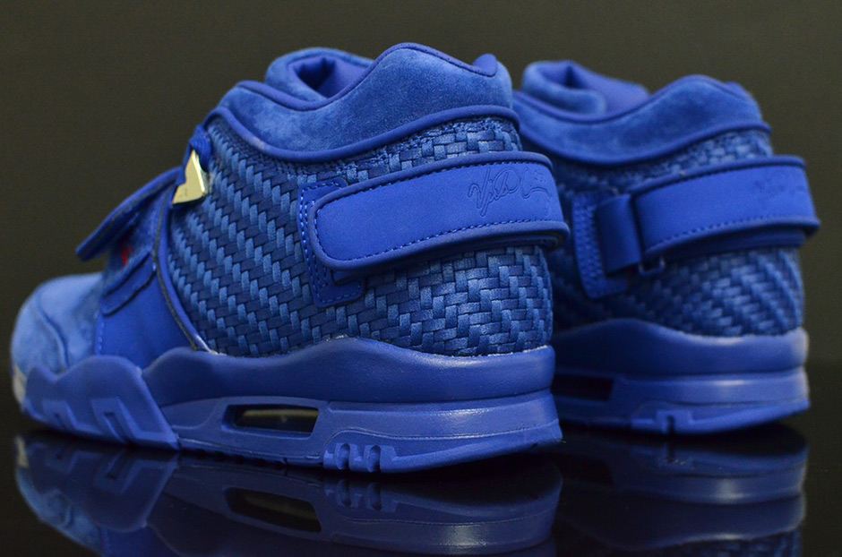 Nike Air Cruz Rush Blue 812637-400 | SneakerNews.com