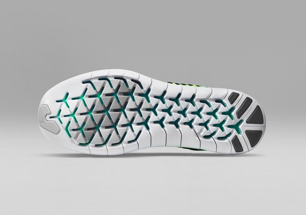 Nike Free Technology Evolves With the Free Motion RN Flyknit ...