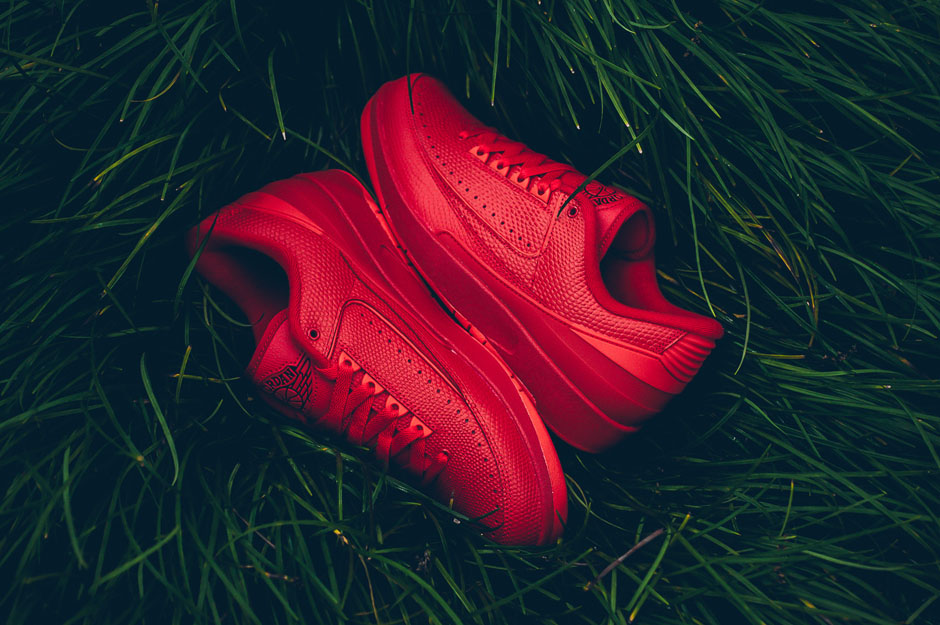 Jordan 2 Low Red 832819-606 | SneakerNews.com