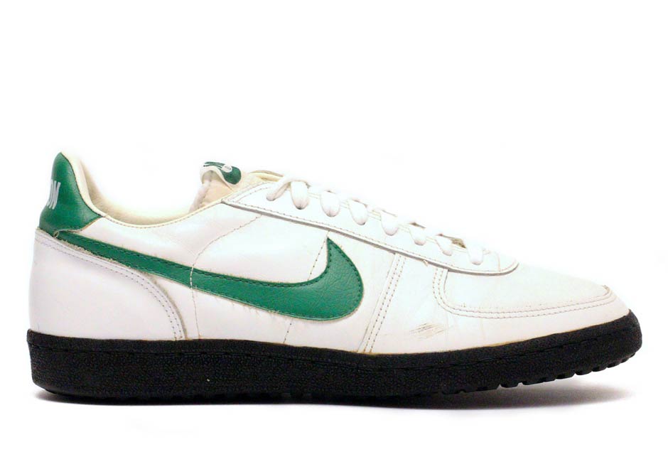 Vintage Nike Collectors - SneakerNews.com