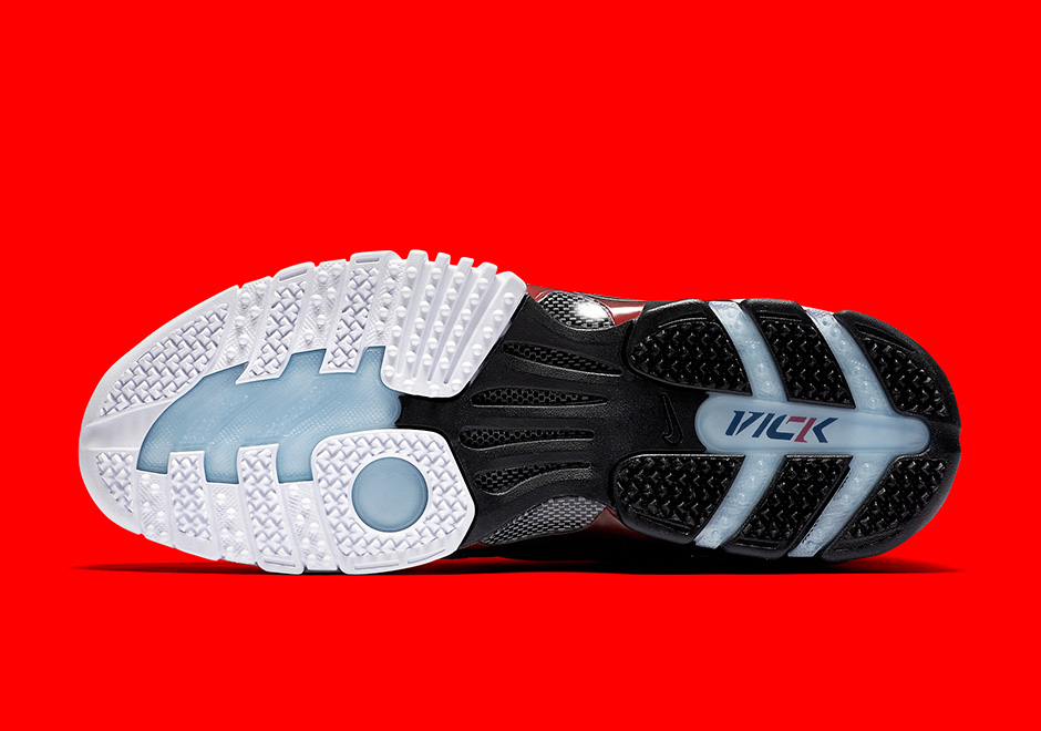 Nike Zoom Vick "Falcons" 2016 Retro 832698-001 | SneakerNews.com
