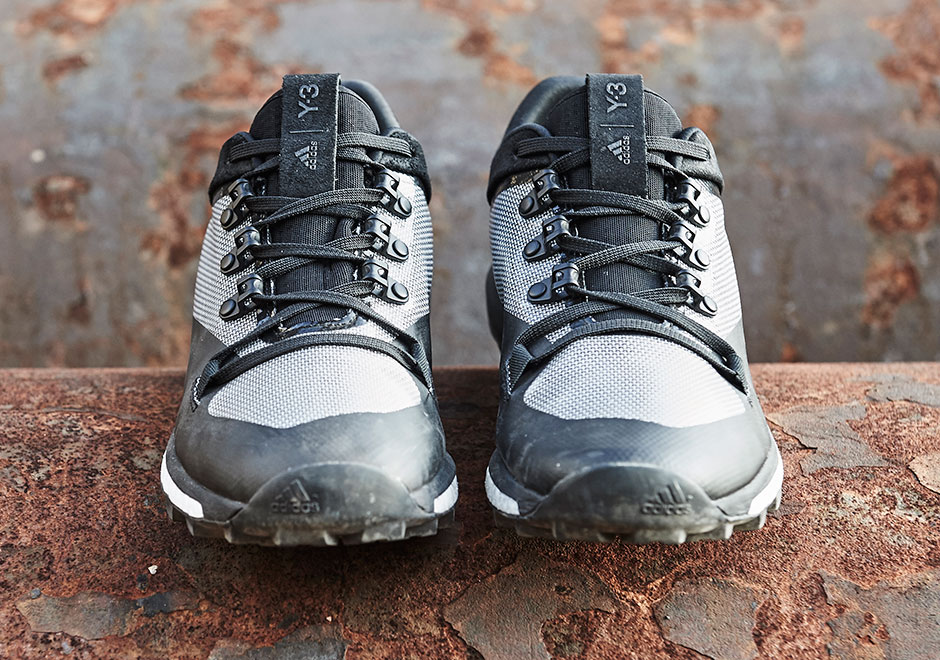 Y-3 SPORT Brings Updated Footwear For Spring/Summer 2016 - SneakerNews.com