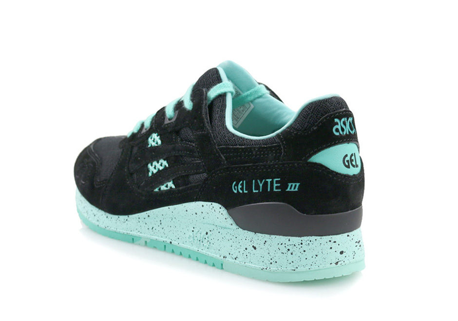 ASICS Adds Unique Mesh Materials To Its Classic Runners - SneakerNews.com