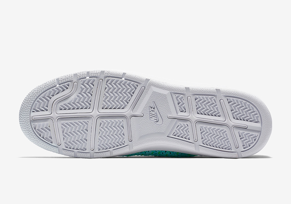 Nike Tennis Classic Flyknit Hyper Turquoise | SneakerNews.com