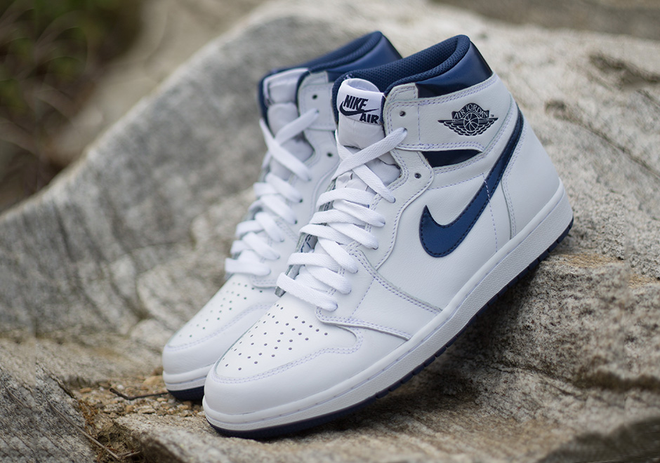Air Jordan 1 High Metallic Navy 555088-106 | SneakerNews.com