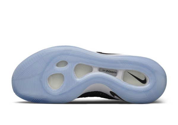 NikeLab Hyperdunk 2016 Elite | SneakerNews.com