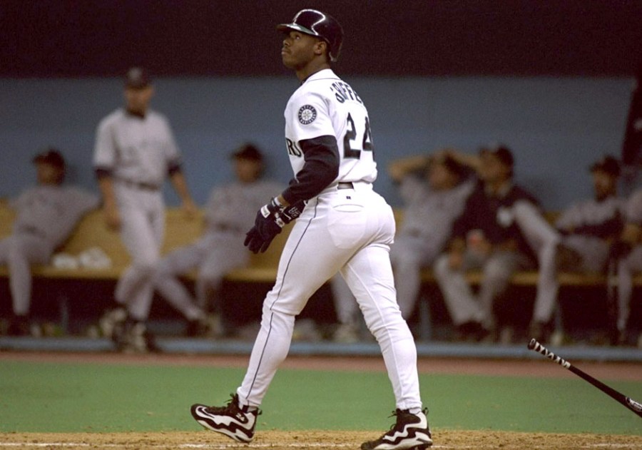 Flashback to '96: Nike Air Griffey Max - SneakerNews.com