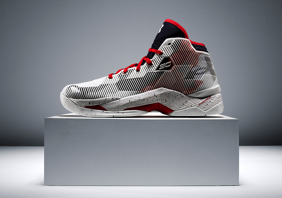 Exploring The Details Of Steph Curry's UA Curry 2.5 - SneakerNews.com