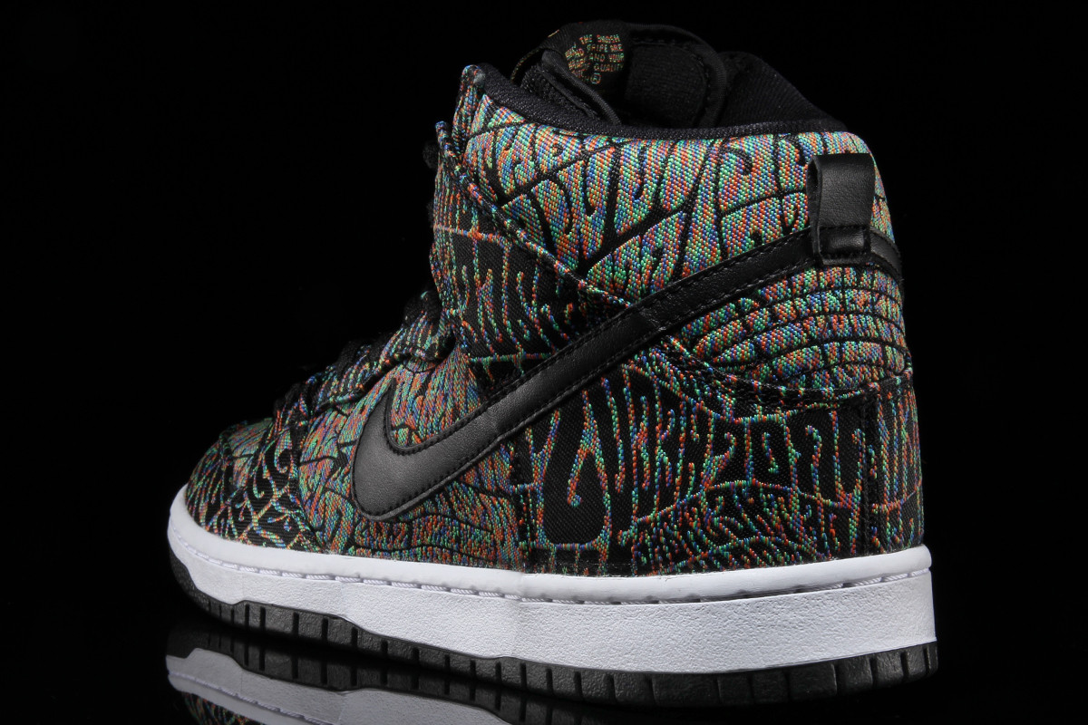 Nike Dunk High Psychedelic 313171-029 | SneakerNews.com