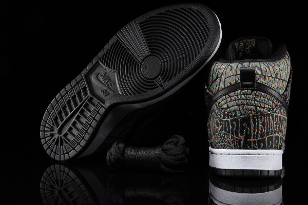 Nike Dunk High Psychedelic 313171-029 | SneakerNews.com