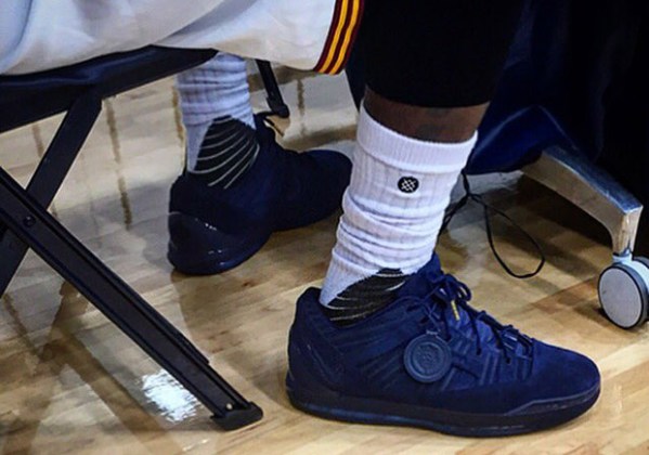 LeBron James Wears Unreleased Nike LeBron 3 Low For Cavs Media Day ...