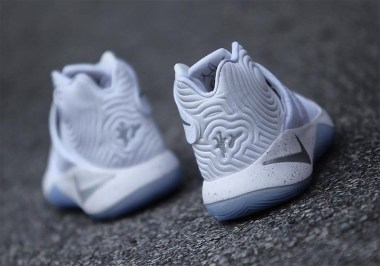 Nike Kyrie 2 Speckle White 819583-107 | SneakerNews.com