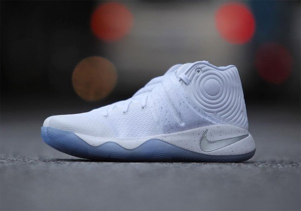 Nike Kyrie 2 Speckle White 819583-107 | SneakerNews.com