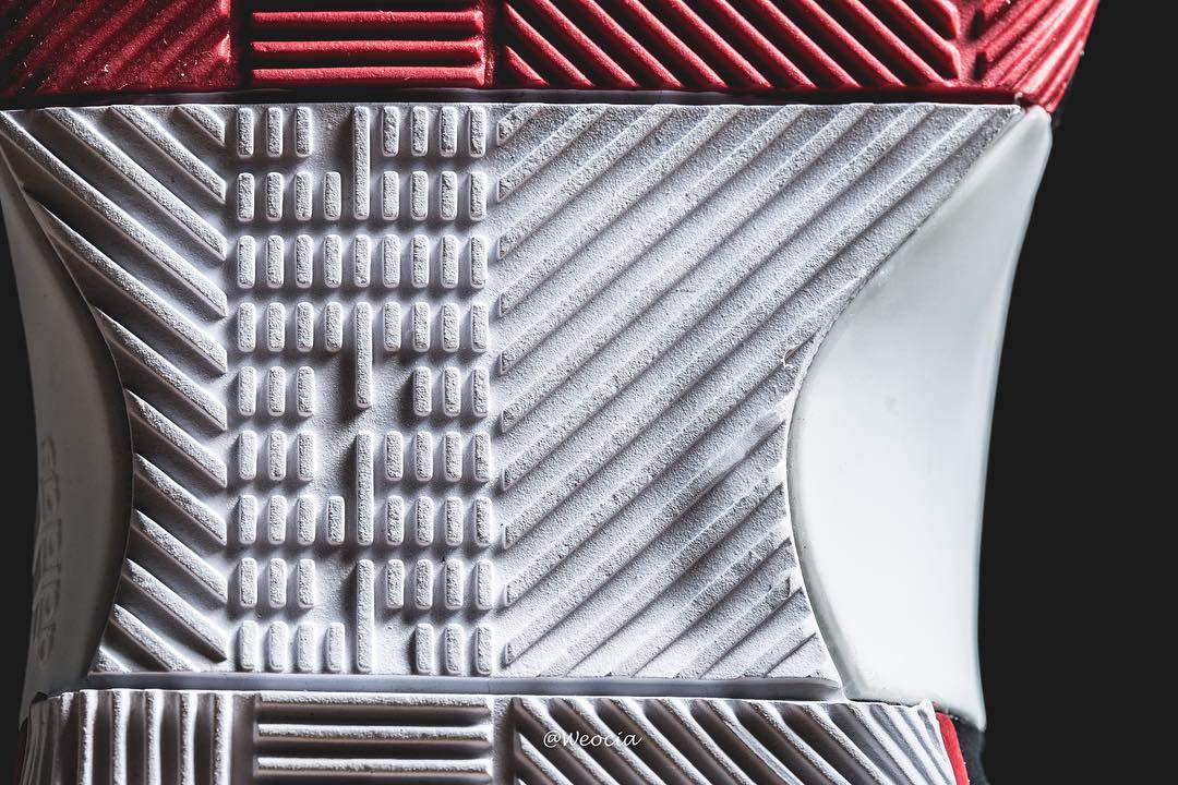 adidas D Lillard 3 Detailed Look | SneakerNews.com