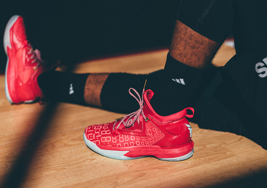 adidas D Lillard 2 Dame Time | SneakerNews.com