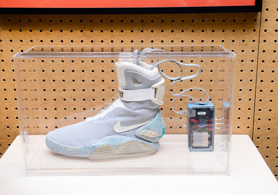 Take A Rare Look Inside The Nike Archives - SneakerNews.com