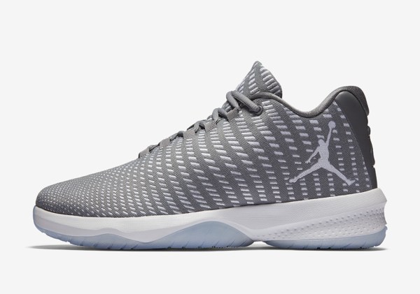 Jordan B Fly Wear-Test With Michael Kidd-Gilchrist | SneakerNews.com