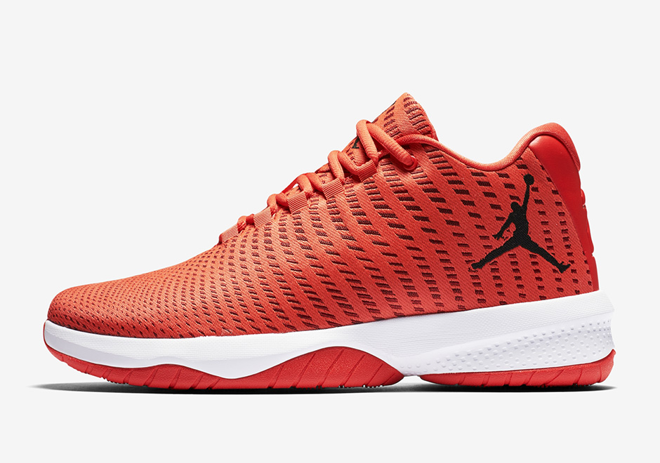 Jordan B Fly Wear-Test With Michael Kidd-Gilchrist | SneakerNews.com