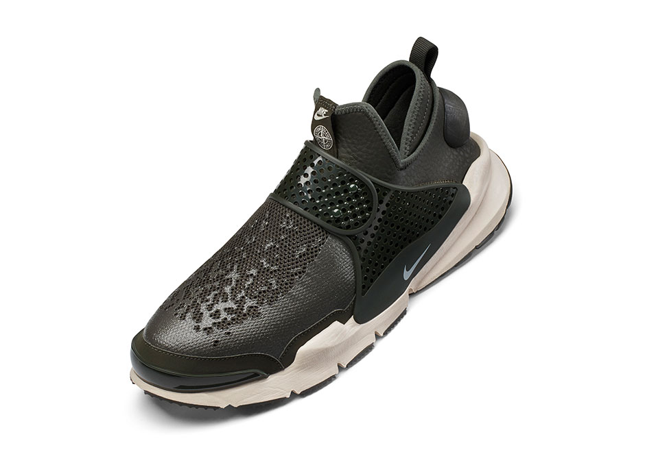 Stone Island Nike Sock Dart Mid Release Date | SneakerNews.com