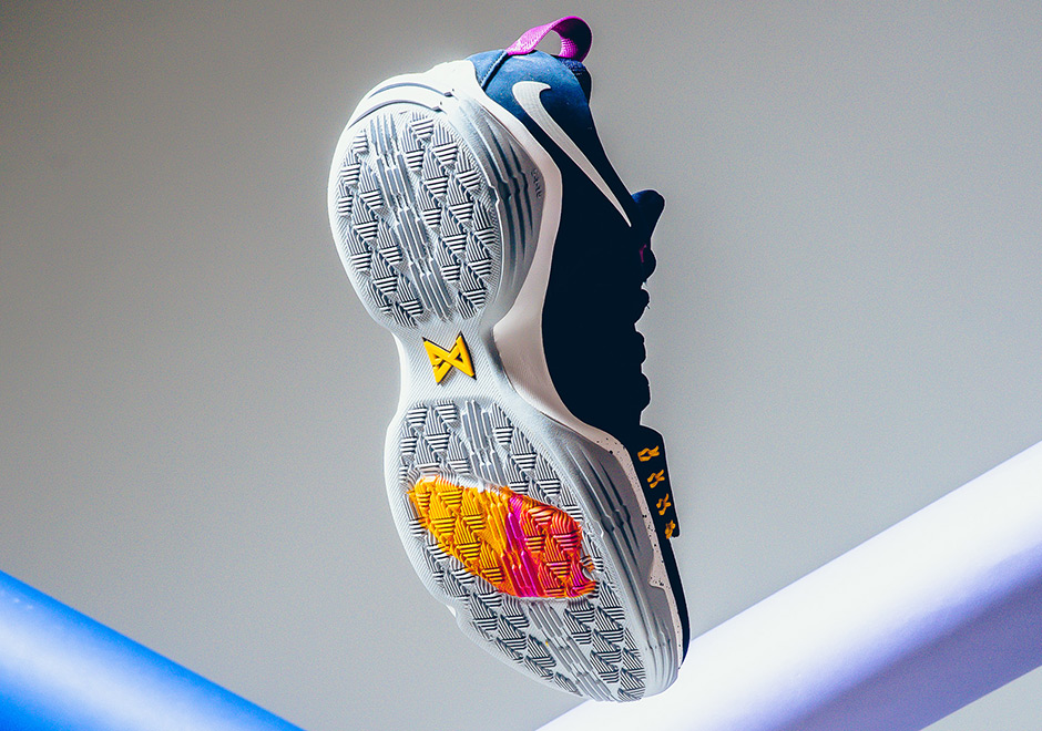 Nike PG1 Pacers Color | SneakerNews.com