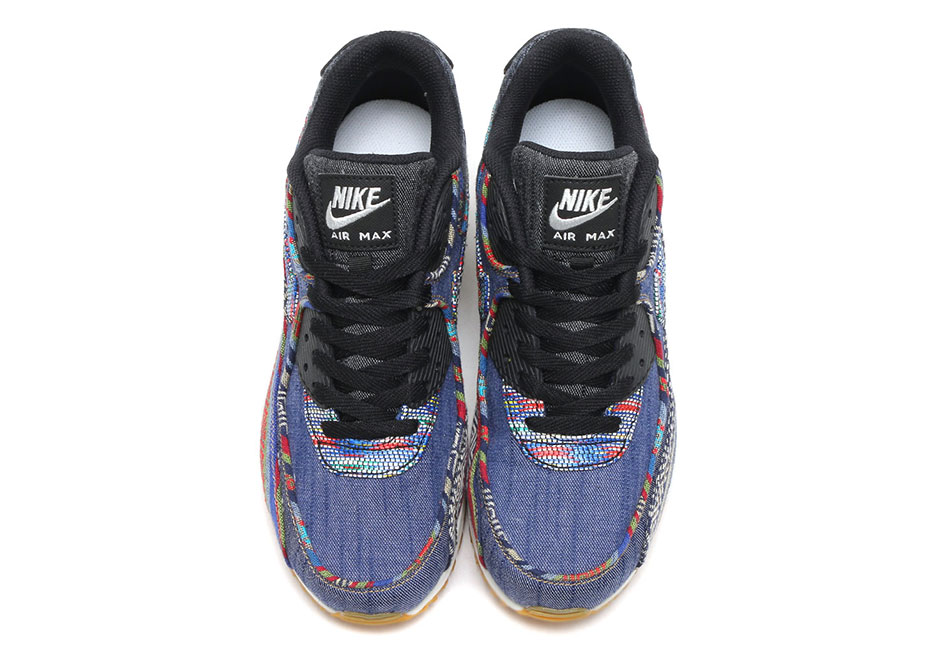Nike Air Max 90 GS 700155-402 | SneakerNews.com