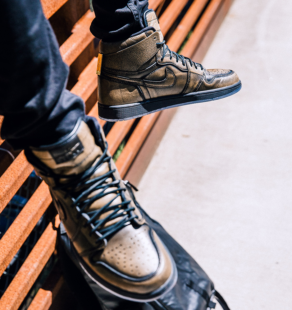 Air Jordan 1 Wings Starts Off All Black | SneakerNews.com