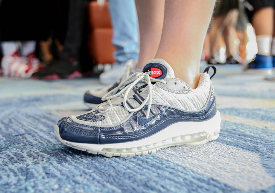 Sneaker Con LA 2017 On Foot Recap - SneakerNews.com