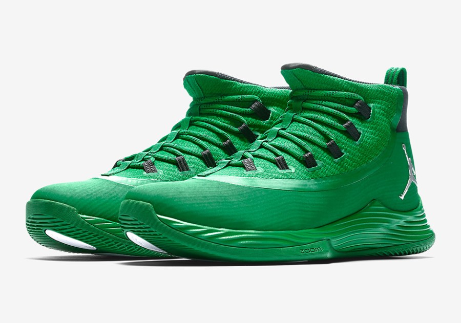 Jordan Ultra Fly 2 Team Colors 921211-606 | SneakerNews.com