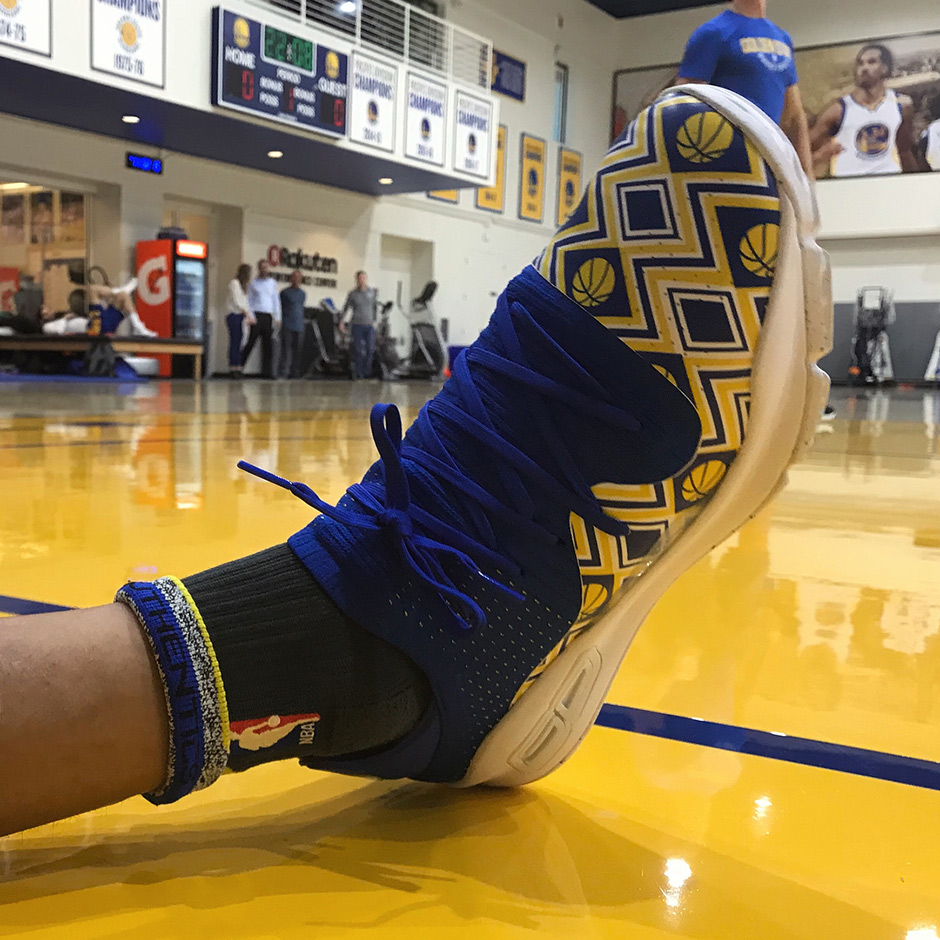 UA Curry 4 Low Dance Cam Mom | SneakerNews.com
