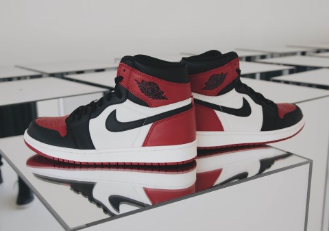 Air Jordan 1 "Bred Toe" Foot Locker Release Map | SneakerNews.com