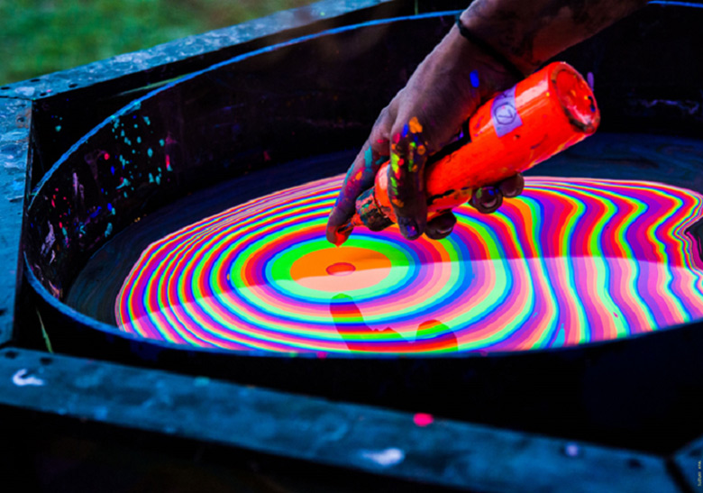 Nike Japan Is Letting You Marble Dip-Dye Your Favorite Air Maxes ...