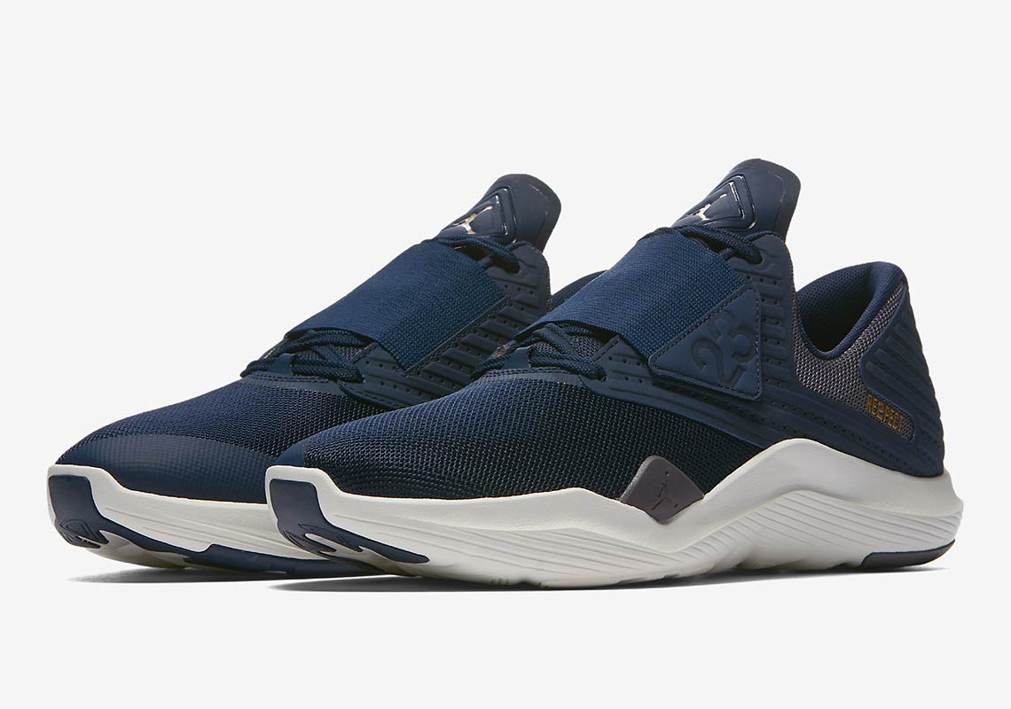 Jordan Relentless Trainer RE2PECT AO1930-402 | SneakerNews.com
