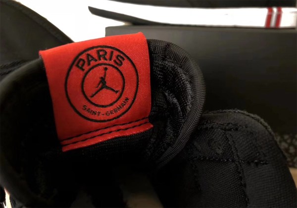 Paris Saint Germain x Air Jordan 1 First Look | SneakerNews.com