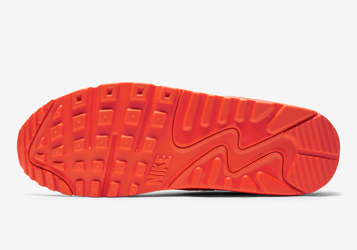 Nike Air Max 90 700155-015 + 700155-604 | SneakerNews.com