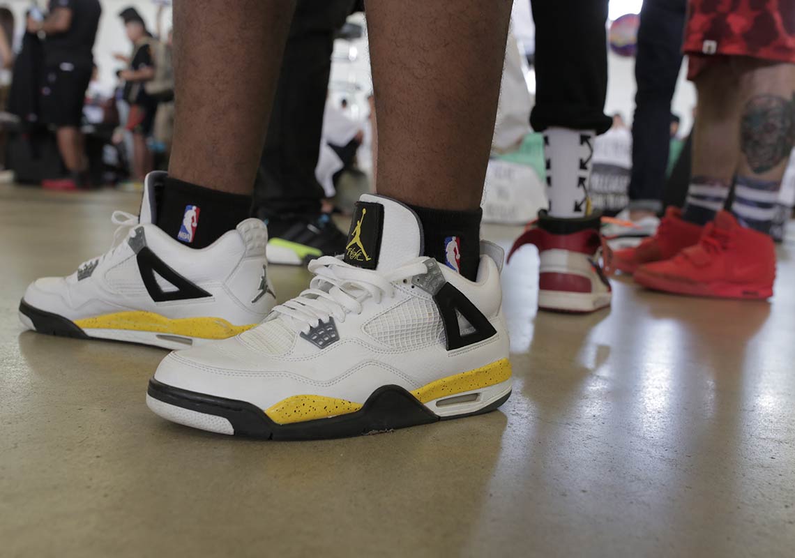 Sneaker Con Dallas On-Foot Photos | SneakerNews.com