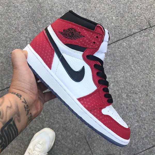 Jordan 1 Chicago Clear Soles Release Info | SneakerNews.com