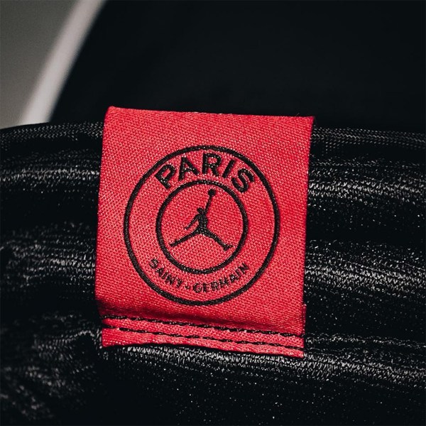 Jordan 1 PSG AR3254-001 Where To Buy | SneakerNews.com