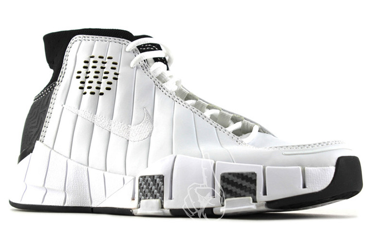 Nike Zoom Kobe 1 Prototype 2005 | SneakerNews.com