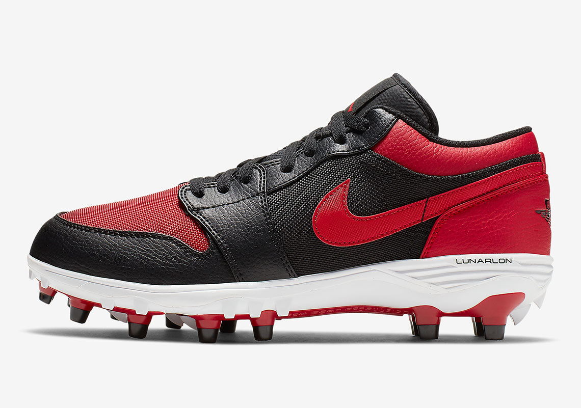 Air Jordan 1 Football Cleats Release Info | SneakerNews.com