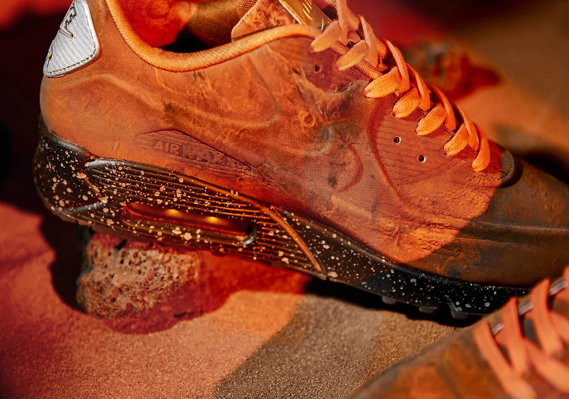 Nike Air Max 90 Mars Landing Store List | SneakerNews.com